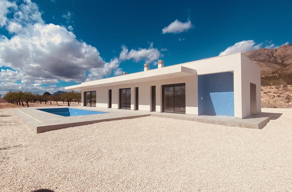 Stunning new build with two or three bedrooms in Macisvenda or Barinas ...