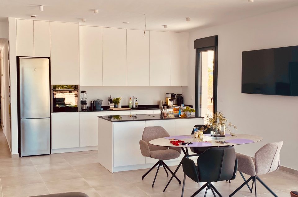 Stunning new build with two or three bedrooms in Macisvenda or Barinas ...